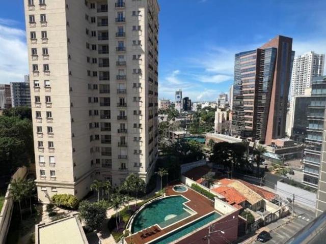 Apartamento à venda no Cambuí em Campinas/SP