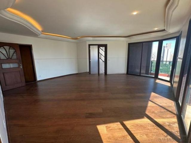 Apartamento a venda no Cambuí em Campinas/SP