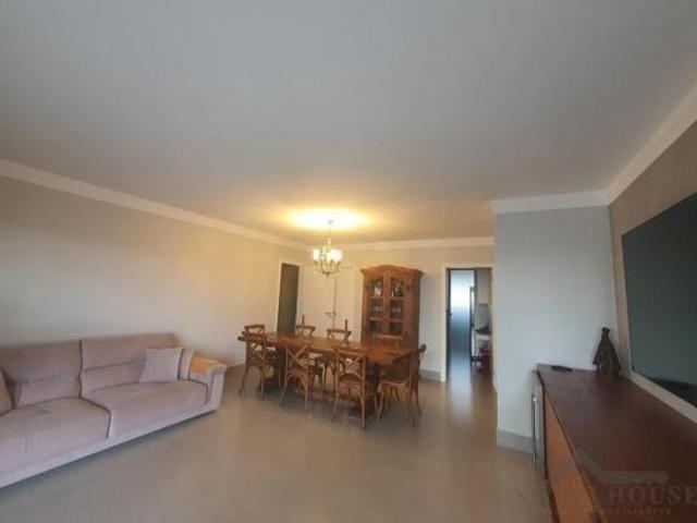 Apartamento à venda no Cambuí em Campinas/SP