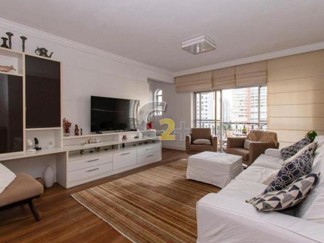 Apartamento à venda no Campo Belo, 3 quartos, 1 suíte e 2 vaga de garagem