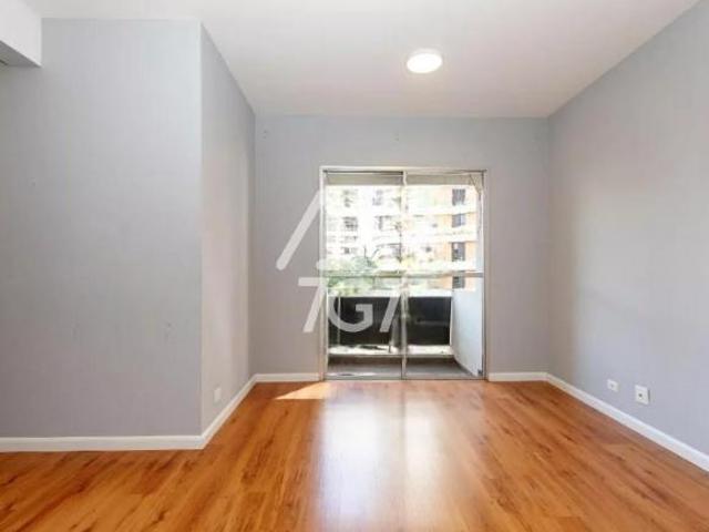 APARTAMENTO À VENDA NO CAMPO BELO