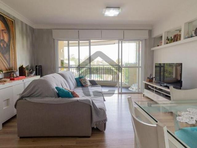 Apartamento à Venda no Campo Belo