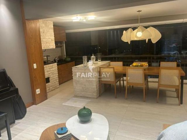 Apartamento à venda no Campo Belo