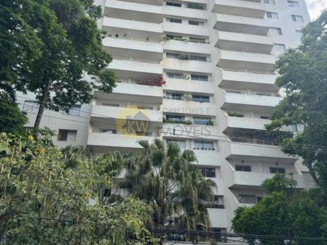 Apartamento a venda no Campo Belo 180m², 4 dormitórios 1 suite, 2 vagas, varanda, cozinha ampli