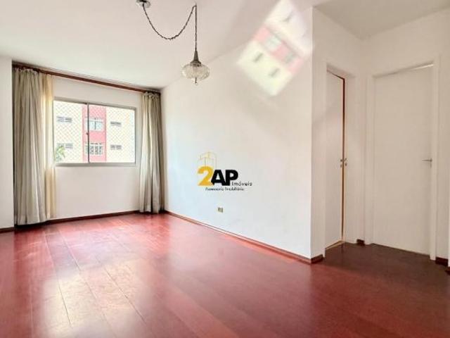 Apartamento a venda no Campo Belo, 1 dormitório uma vaga de garagem, com 45m²