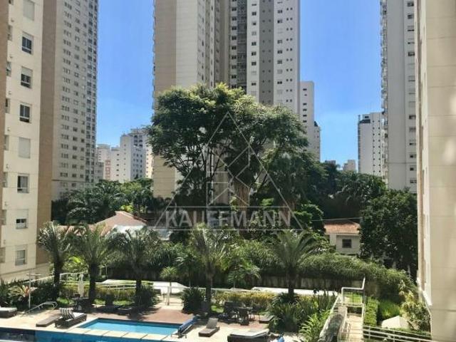 Apartamento à Venda no Campo Belo 1 Suíte e 1 Vaga 52,00m²Util