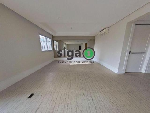 Apartamento à venda no Campo Belo ? 206 m², 3 suítes, 3 vagas ? alto padrão Cyrela