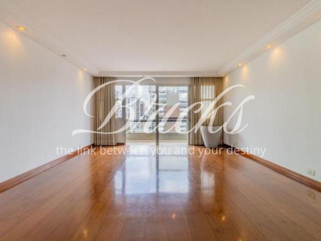 APARTAMENTO A VENDA NO CAMPO BELO 236M² ÚTEIS 3 VAGAS VAGO