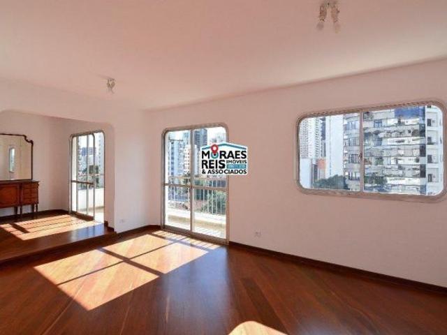 Apartamento à venda no Campo Belo