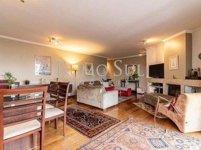 Apartamento à venda no Campo Belo