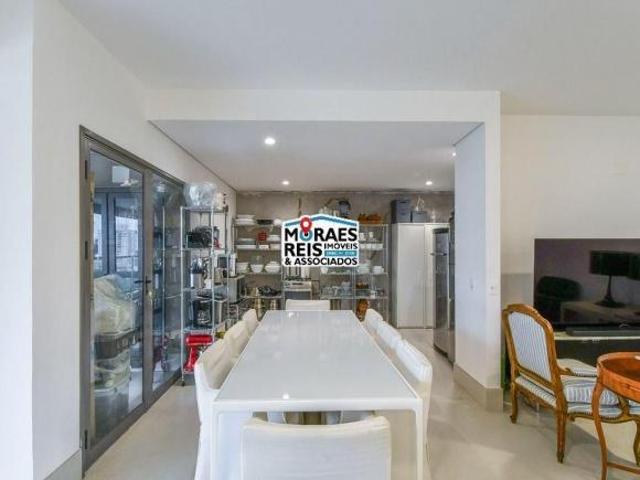 Apartamento à venda no Campo Belo