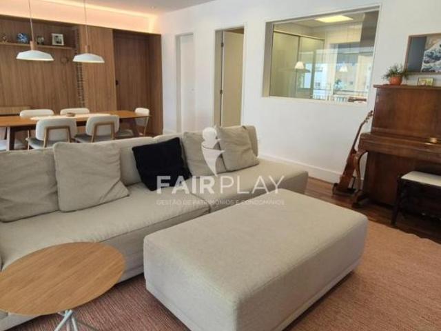 Apartamento à venda no Campo Belo