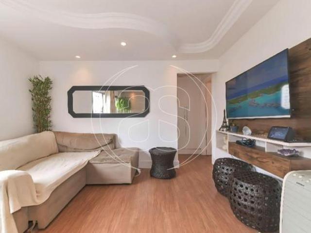 Apartamento à Venda no Campo Belo, 46m², 1 Sala, 1 Dorm e 1 Vaga