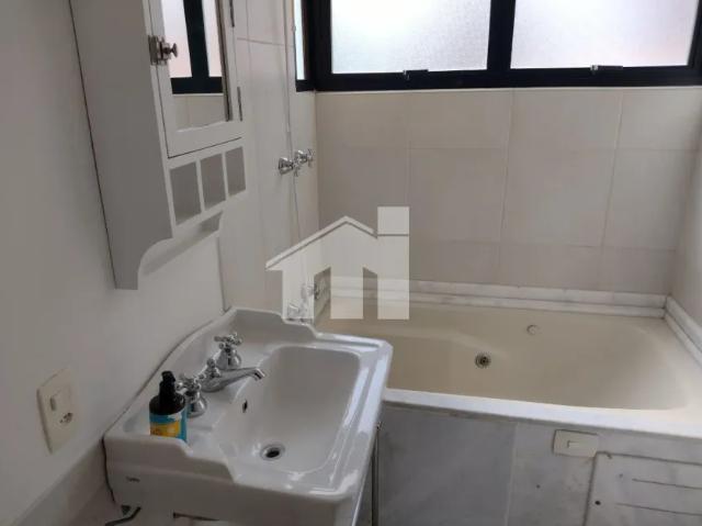 Apartamento a venda no Campo Belo