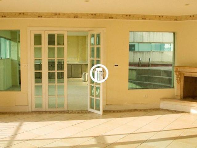 Apartamento à venda no Campo Belo