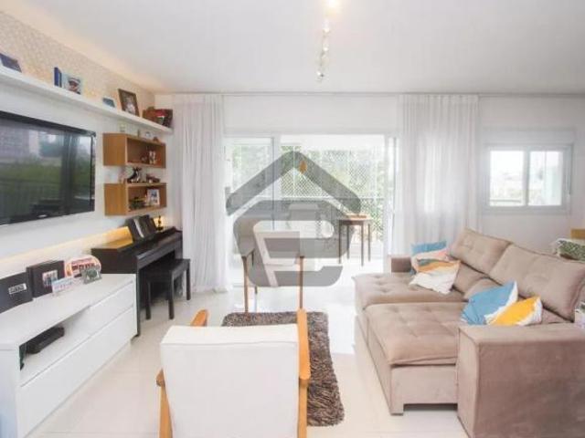 Apartamento à Venda no Campo Belo
