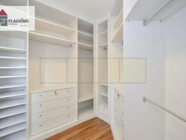 Apartamento a venda no Campo Belo