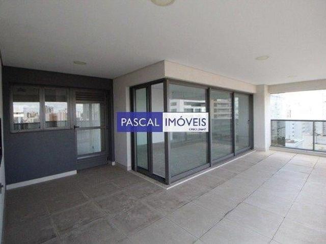 Apartamento em Campo Belo 03 suítes 04 vagas