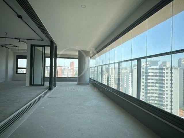 Apartamento à venda no Campo Belo