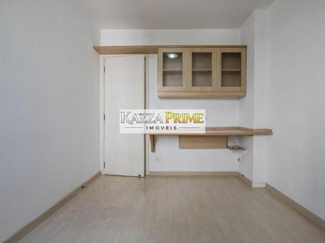Apartamento á Venda no Campo Belo com 115m², 3 quartos sendo 1 suíte, 2 vagas