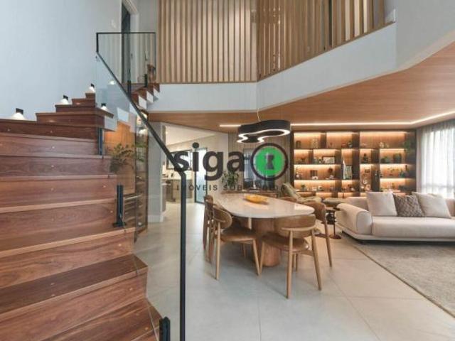 Apartamento a venda no Campo Belo com 3 quartos e 3 vagas de garagem