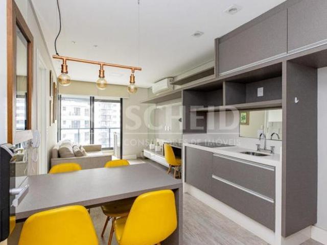 Apartamento á Venda no Campo Belo com 42m², 1 quarto sendo 1 suíte, 1 vaga