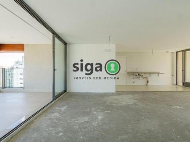 Apartamento à venda no Campo Belo / Brooklin 4 dormitórios | 3 suítes | Varanda gourmet