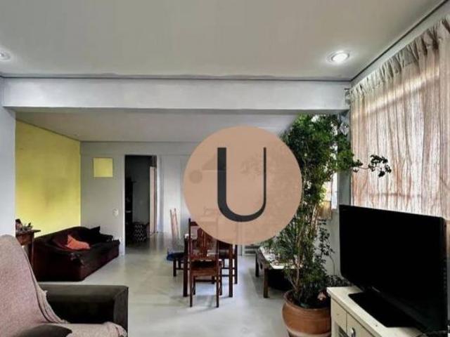 Apartamento à venda no Campo Belo – Excelente oportunidade para reforma