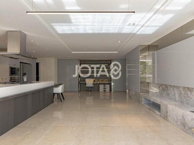 Apartamento à venda no Campo Comprido