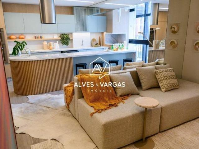 Apartamento à venda no Campo Comprido