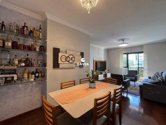 Apartamento à venda no Campo Grande em Santos