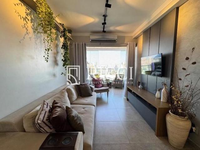 Apartamento à venda no Campo Grande Santos