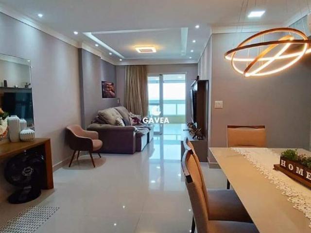 Apartamento à venda no Canto do Forte em Praia Grande