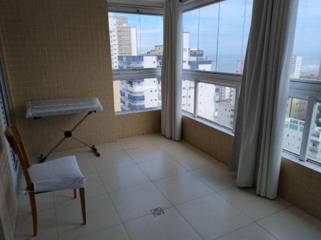 Apartamento à venda no Canto do Forte, em Praia Grande SP