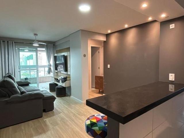 Apartamento à venda no Canto do Forte, em Praia Grande SP