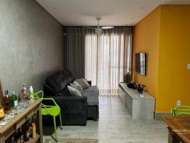 Apartamento à venda no Canto do Forte, em Praia Grande SP