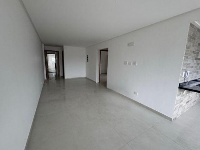 Apartamento à venda no Canto do Forte em Praia Grande SP