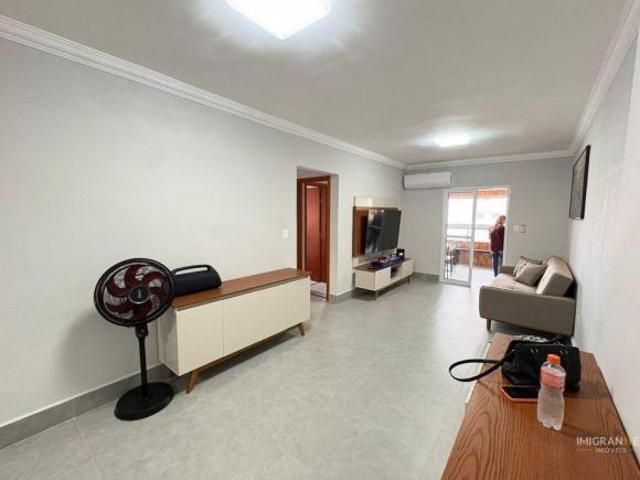Apartamento à venda no Canto do Forte, em Praia Grande/SP