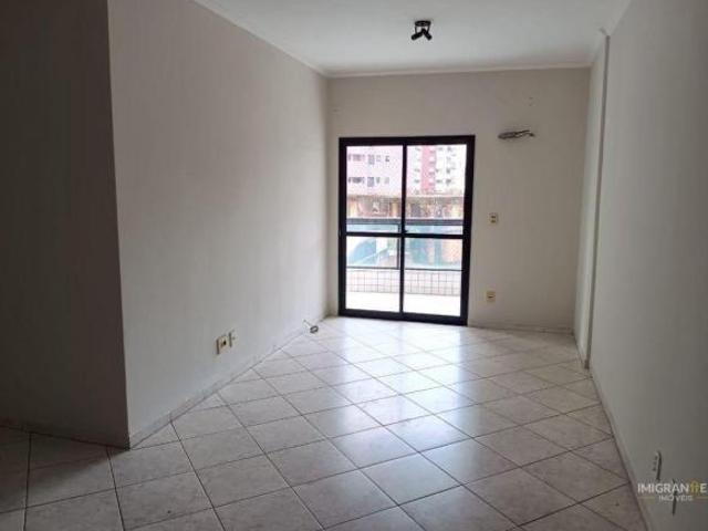 Apartamento à venda no Canto do Forte, em Praia Grande/SP
