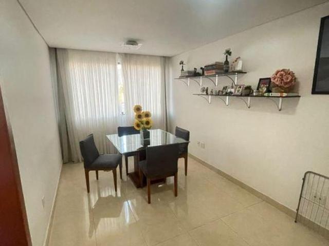 Apartamento à venda no Castelo