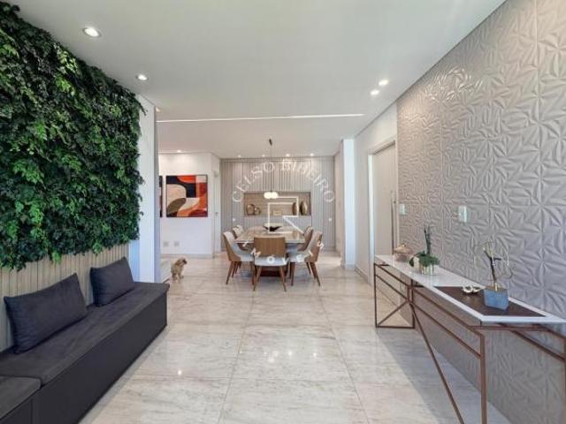 Apartamento à venda no Castelo
