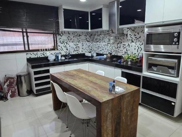 Apartamento à venda no Castelo