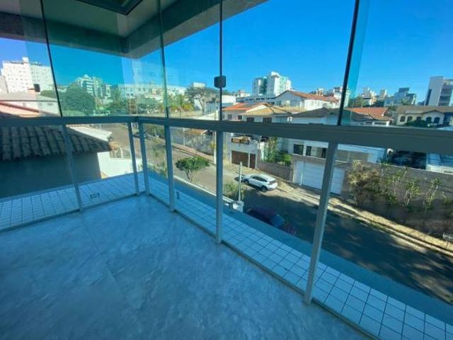 Apartamento à venda no Castelo