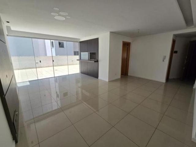 Apartamento à venda no Castelo