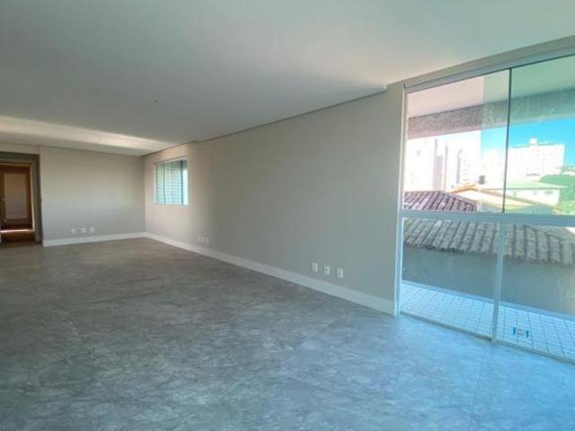 Apartamento à venda no Castelo
