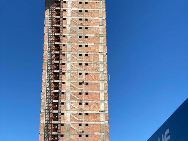 Apartamento à venda no Capão Raso