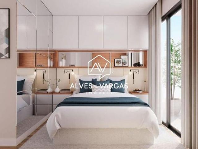 Apartamento à venda no Capão Raso