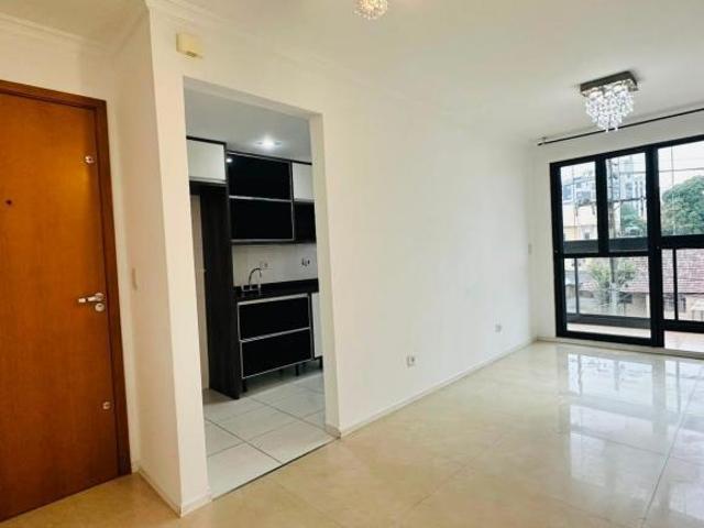 Apartamento à venda no Capão Raso