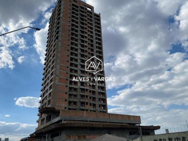 Apartamento à venda no Capão Raso