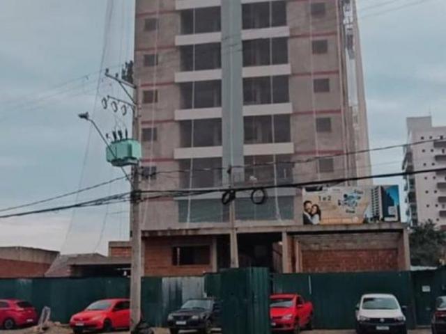 Apartamento à venda no Centro
